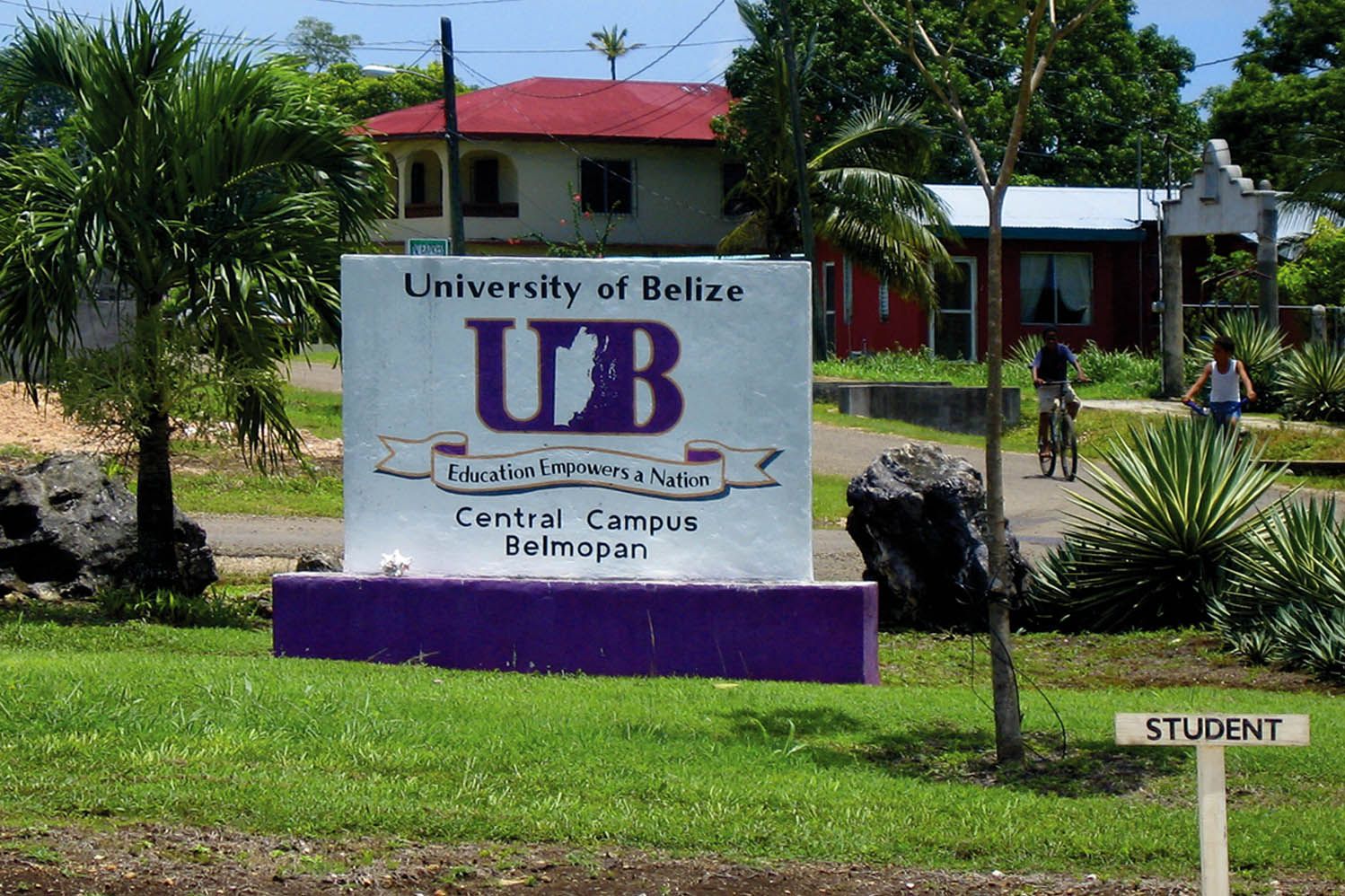 Faculty of Education LEGACY (2008): Dr. Pamela Winsor, Belizean ...