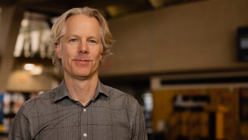 Mike Whipple (BA '03), Executive Director, President and Provost Offices