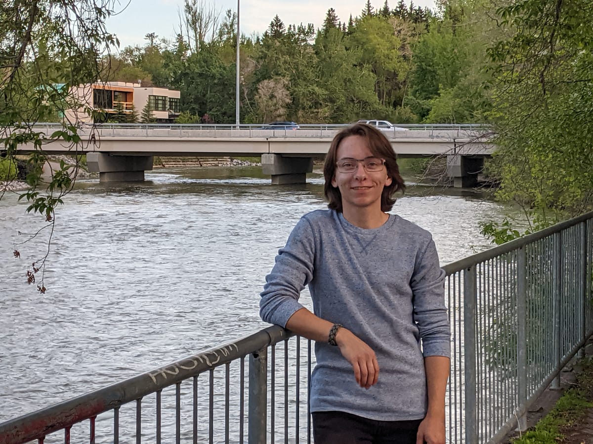 Shining graduate and this year's recipient of the Gold Medal in Fine ...