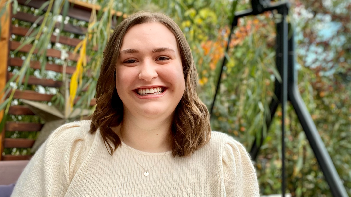 Shining Student Ryley Gelinas (BA '20)