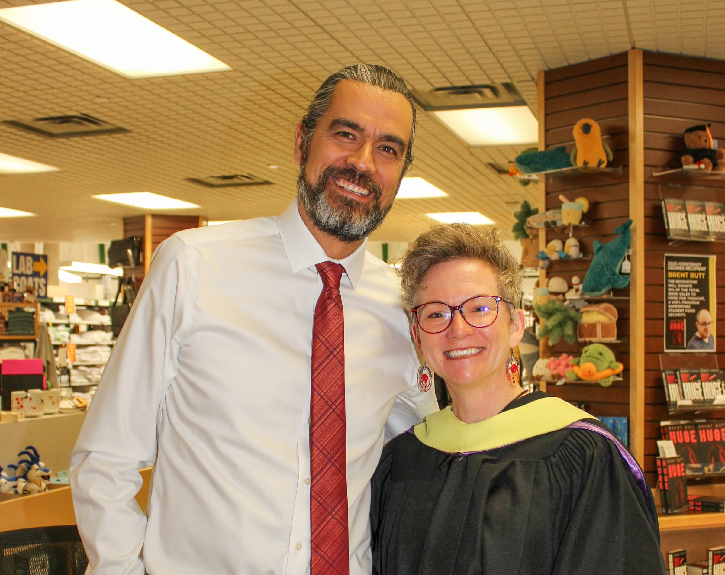 Shannon McAlorum, Professional Librarian, University Library